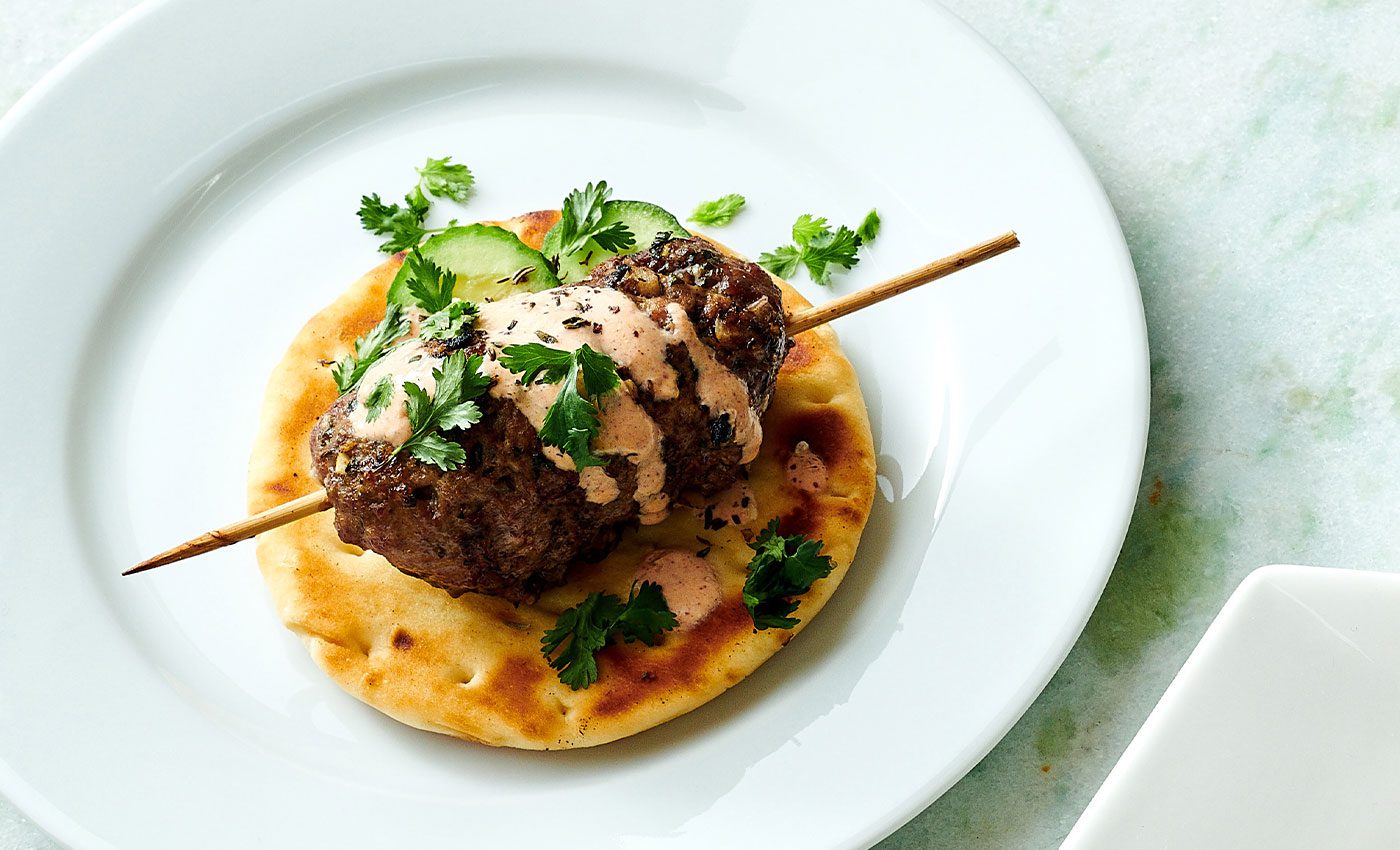 Lamb Kefta With Naan and Harissa Yogurt | Sysco Foodie